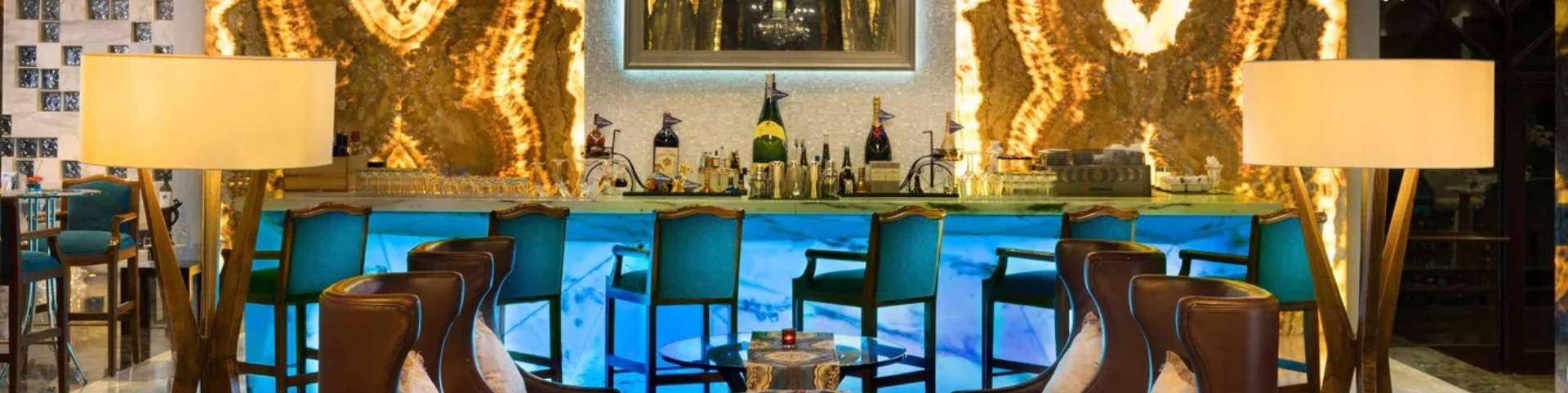 Sheraton Lampung Hotel - The Straits Bar | Club Marriott