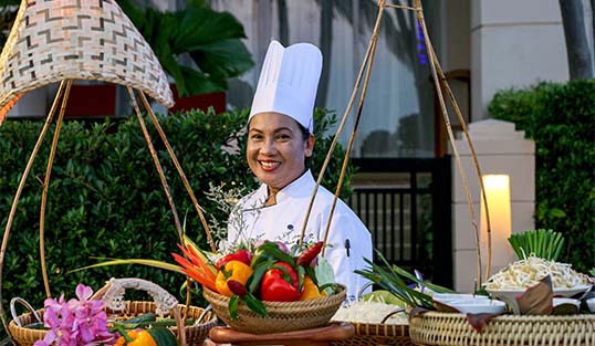Sheraton Hua Hin Resort & Spa - Luna Lanai Restaurant - Special Price ...
