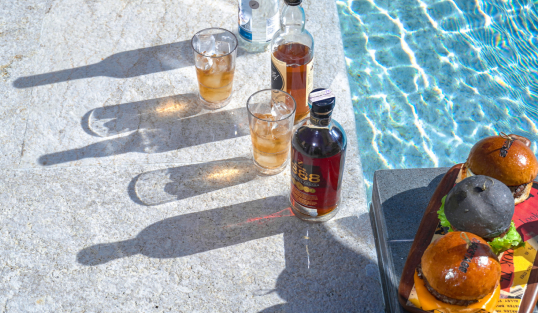 Renaissance Bali Nusa Dua Resort - Atomic 17 - ENJOY JUICY BURGERS ...