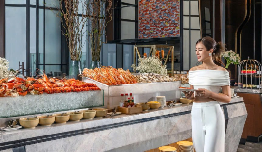 Vinpearl Landmark 81, Autograph Collection - Oriental Pearl - 30% off ...