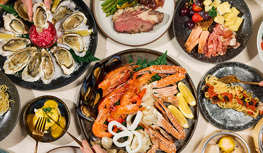 Chiang Mai Marriott Hotel - The Ping Cuisine and Bar - Savor Sunday ...