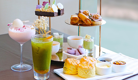 Hong Kong SkyCity Marriott Hotel - The Lounge - Free bubbly plus an exclusive 30% off | Club ...