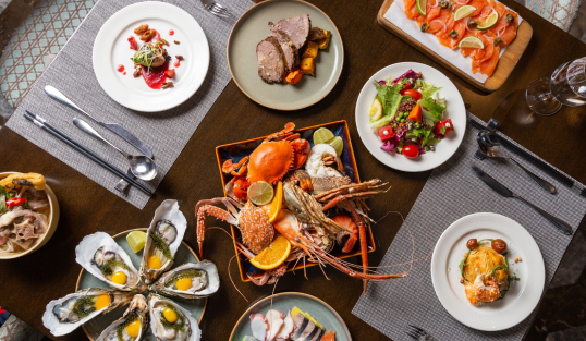 Vinpearl Landmark 81, Autograph Collection - Oriental Pearl - 30% Off ...