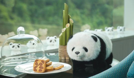 JW Marriott Hotel Hong Kong - EMBARK ON A SUMMER PEAK ESCAPE WITH ...